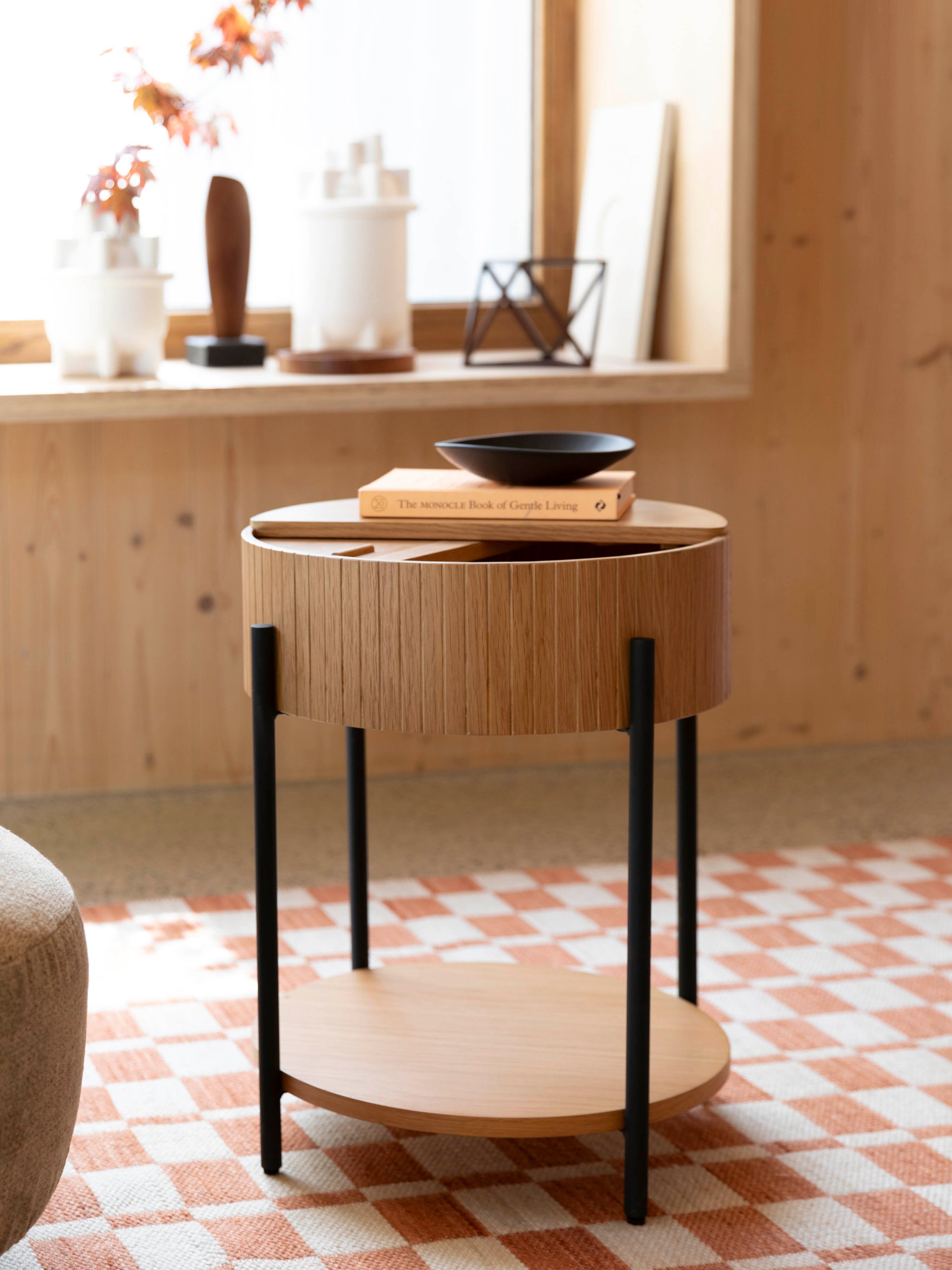 SIDE TABLES – Lillian Daph
