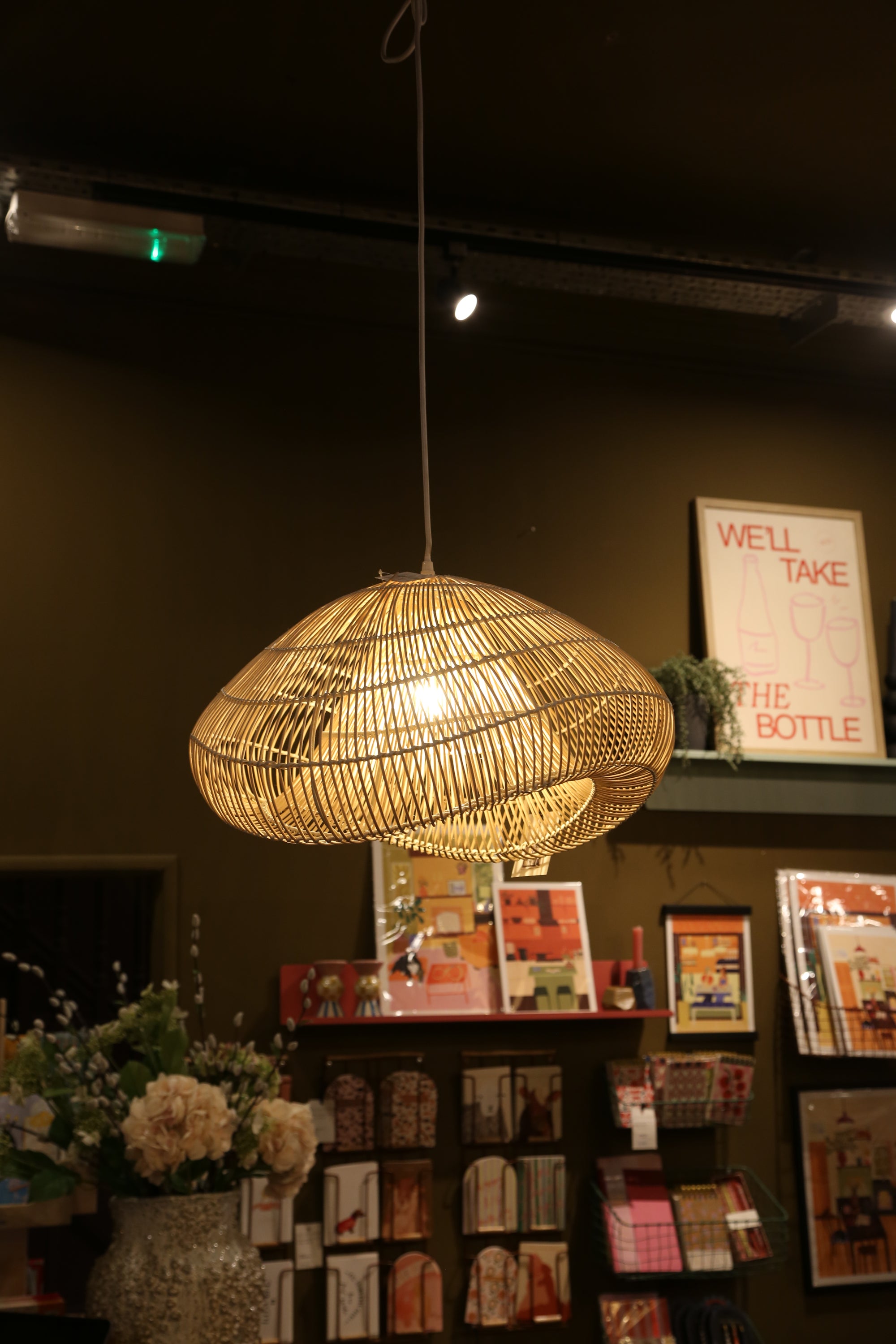 Janzur Hanging lamp - rattan natural – Lillian Daph